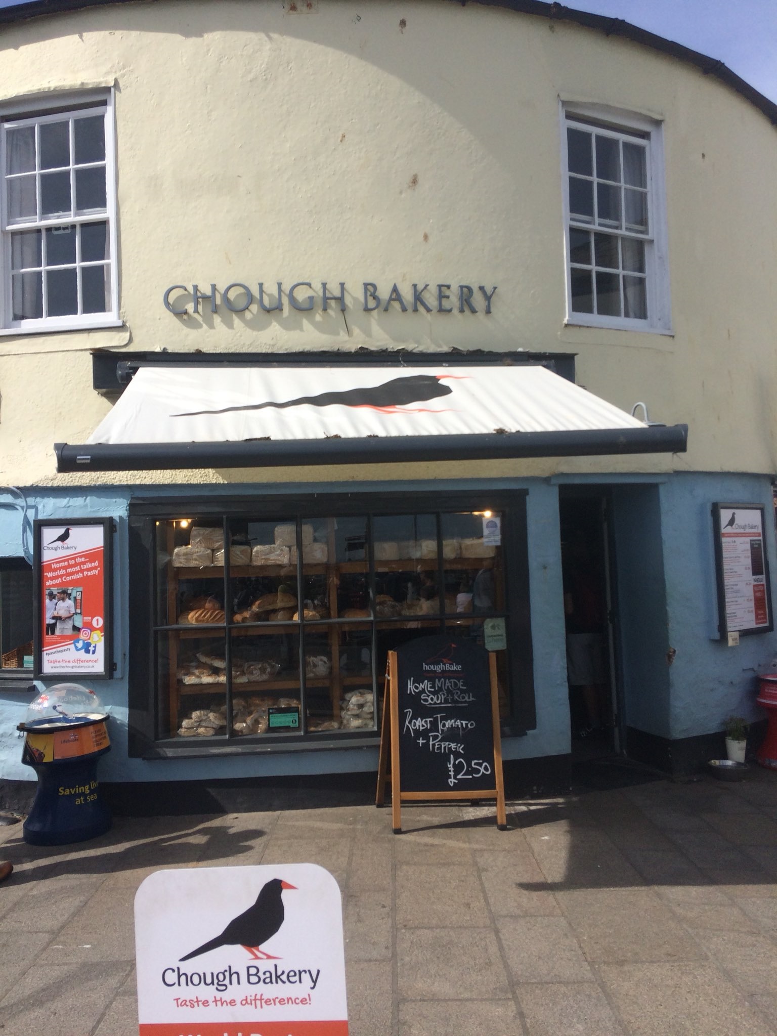 Chough Bakery in Padstow: Breakfast Cobs for the Ferry