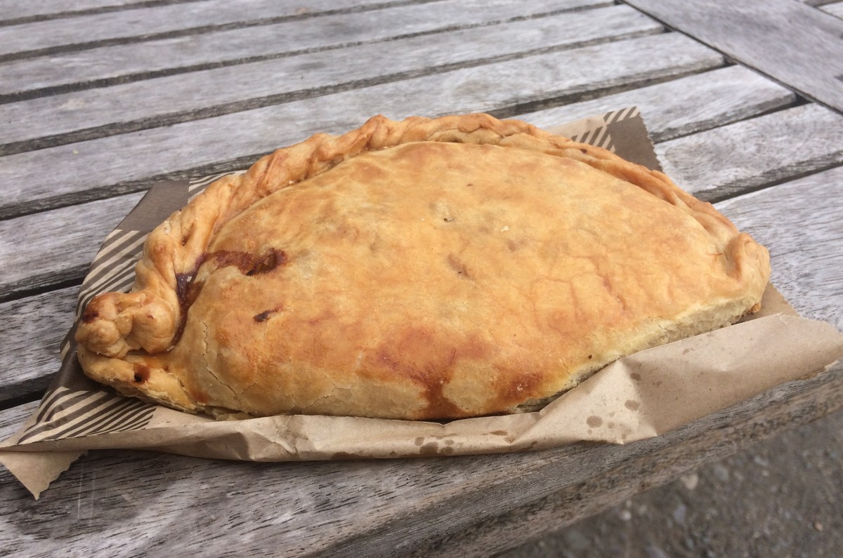 Cornish Pasty Hunting in Cawsand