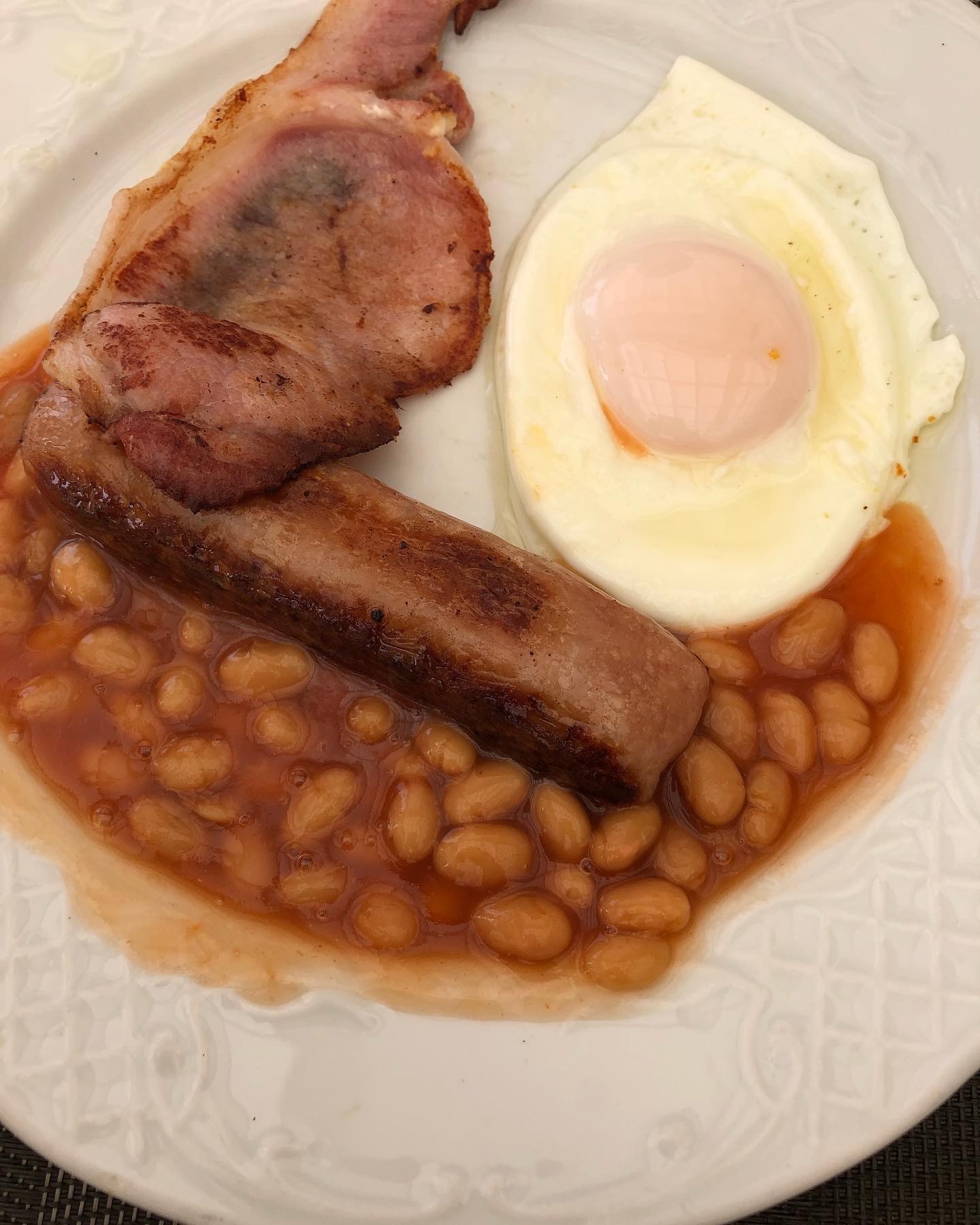 Breakfast at Sandpipers in Fuengirola