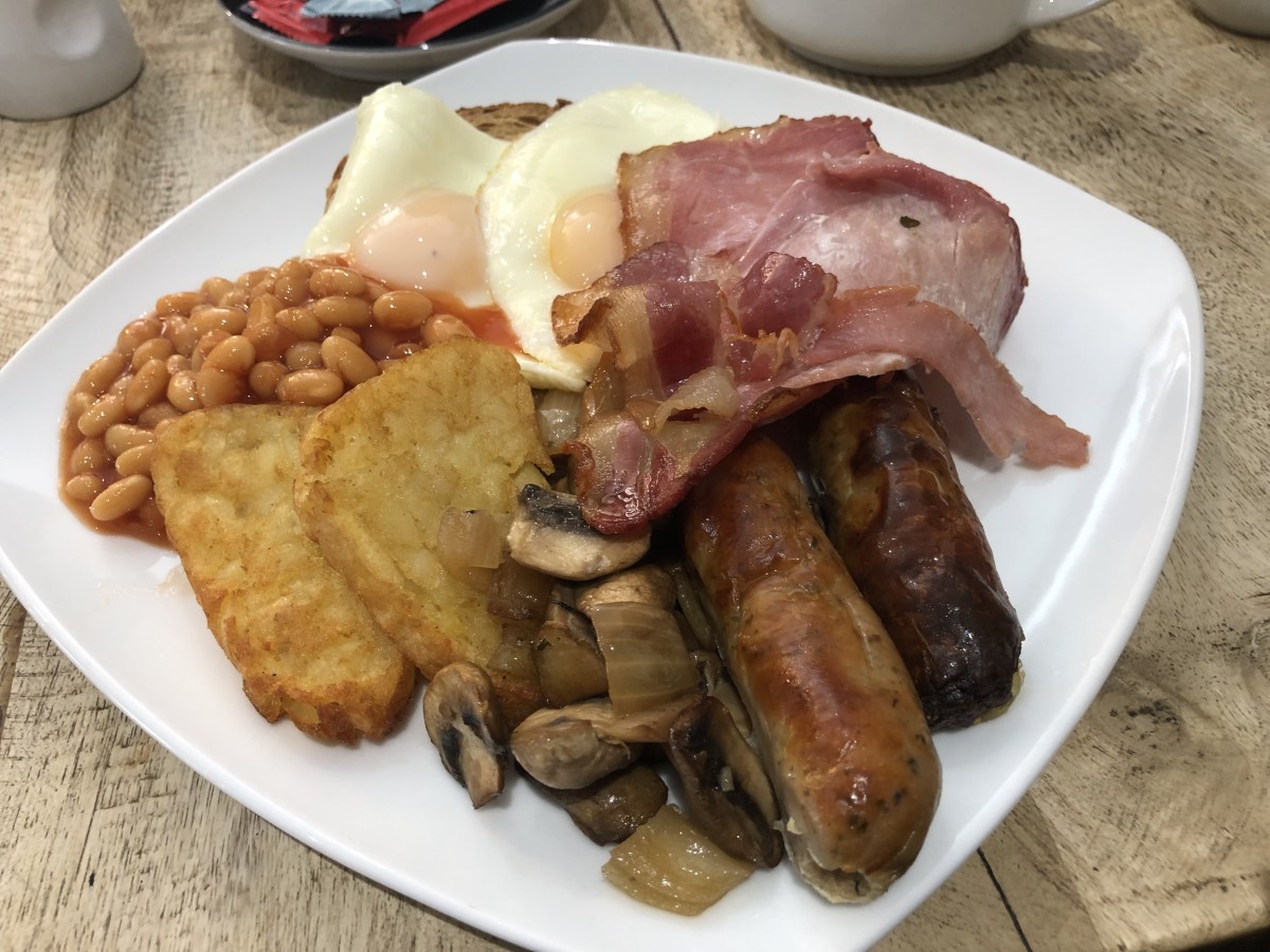 Breakfast at Victoria Coffee House in Moreton in Marsh