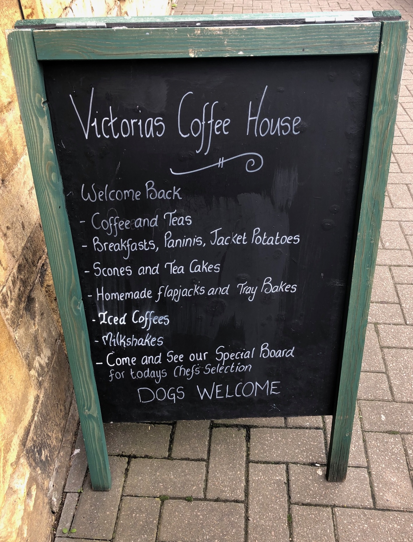 Breakfast at Victoria Coffee House in Moreton in Marsh