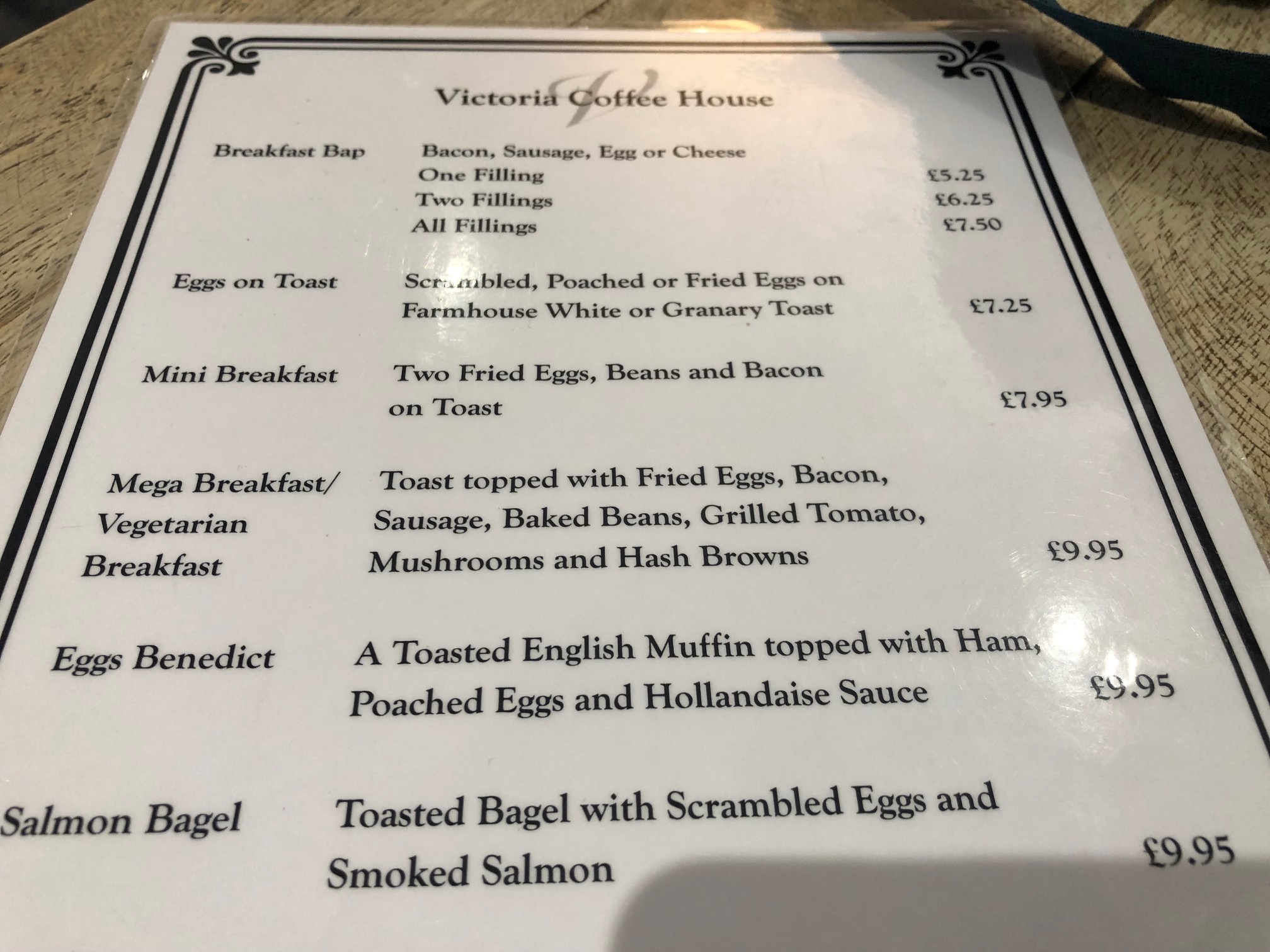 Breakfast at Victoria Coffee House in Moreton in Marsh